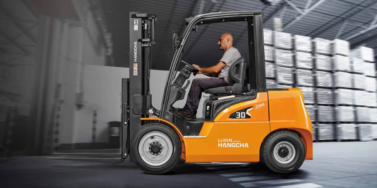HC XE Series 4-Wheel Lithium Electric Forklifts - KPT